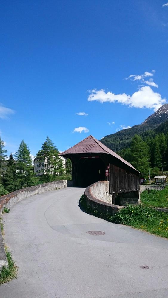 Das Dorf - Ferienwohnung Lavin